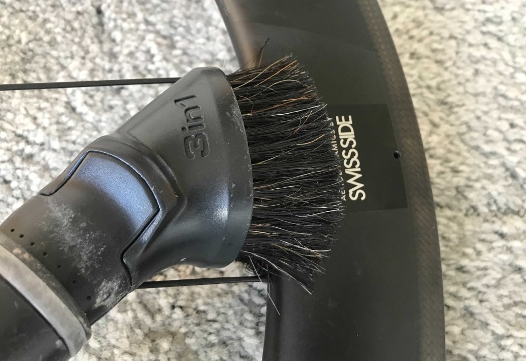 PRO TIP: Fixing rattles inside carbon wheels – Two Wheels with TC